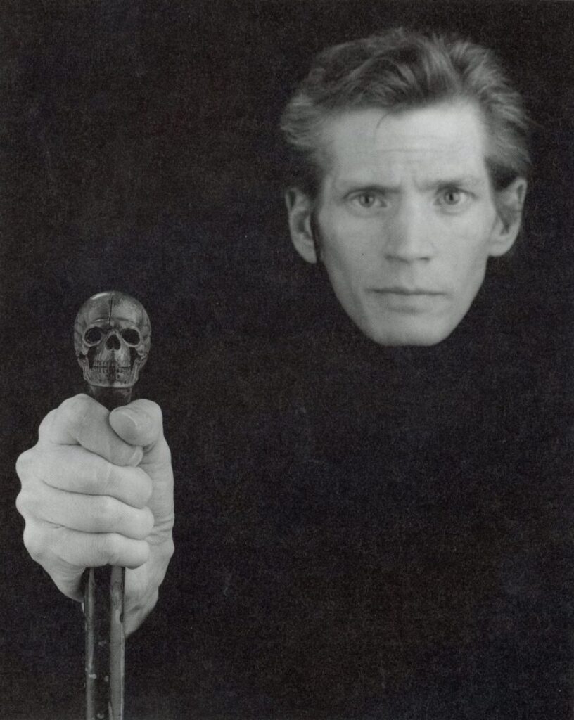 Gallery 98 | Sam Wagstaff, Portrait in his apartment in Detroit ...