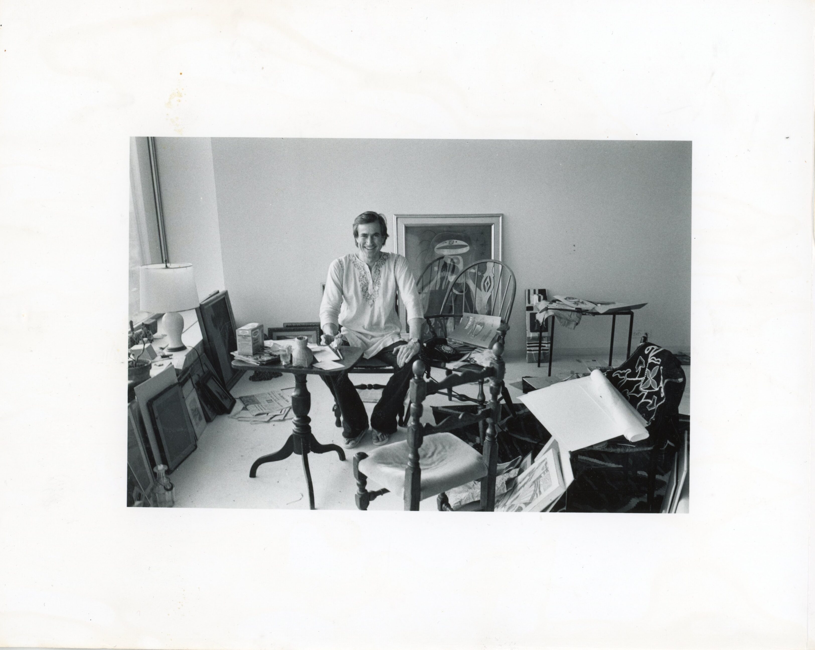Gallery 98 | Sam Wagstaff, Portrait in his apartment in Detroit ...